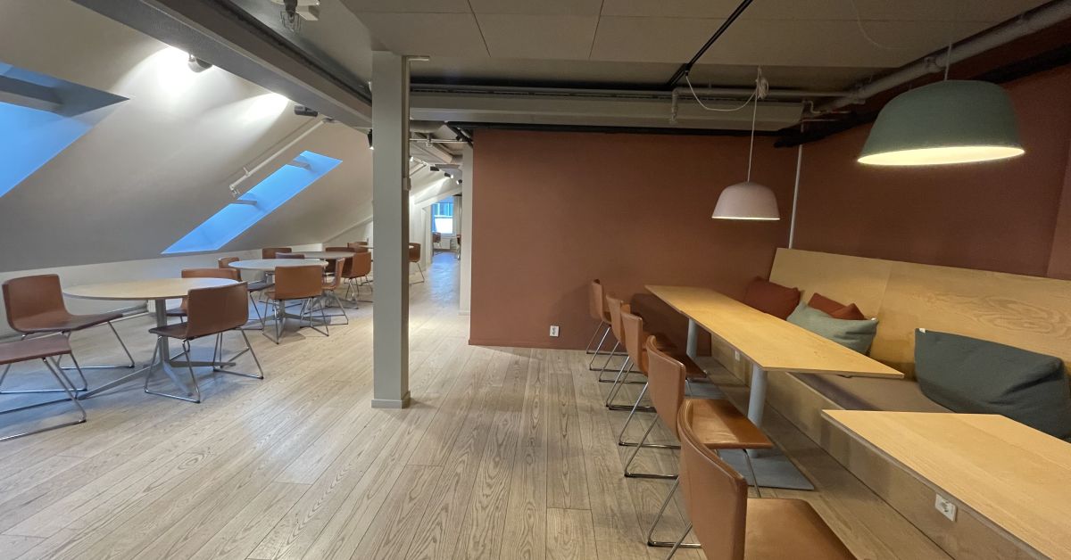 Servicemedarbeider - Helt Med